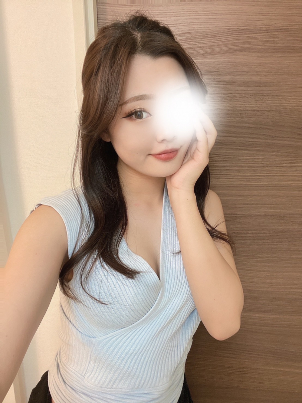 セラピスト│大阪谷町九丁目・日本橋 メンズエステ ZENITH spa（ゼニススパ）